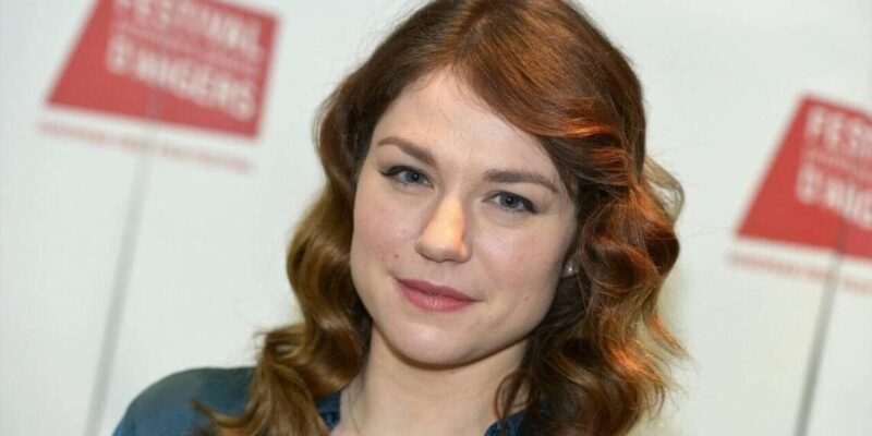 Addio a Émilie Dequenne: l'attrice belga di 'Rosetta' si è spenta a 43 ...